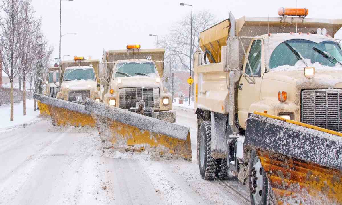 "Snow Removal and Liability: Understanding Your Responsibilities"